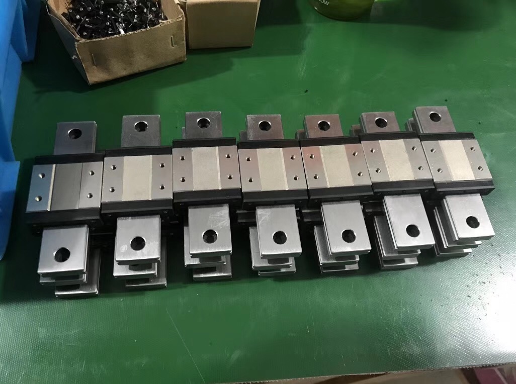 Buy Hiwin Hg25 Linear Guide Rail And Linear Rail Block from JH ...